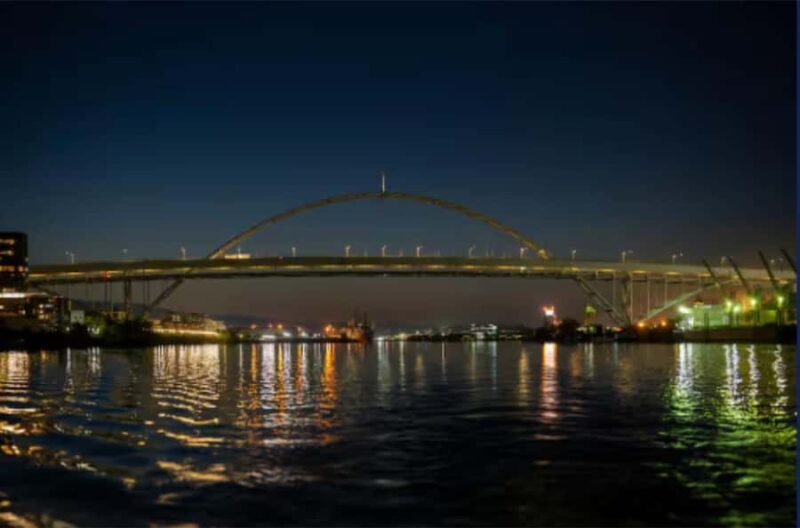 Portland: Private Pontoon Cruise on the Willamette River - The Practicalities: Price, Duration, and Accessibility