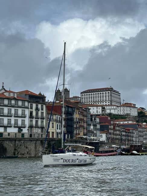 Porto 4H: Charming cruise, wine tasting, and vintage van tour - Who should consider this tour?