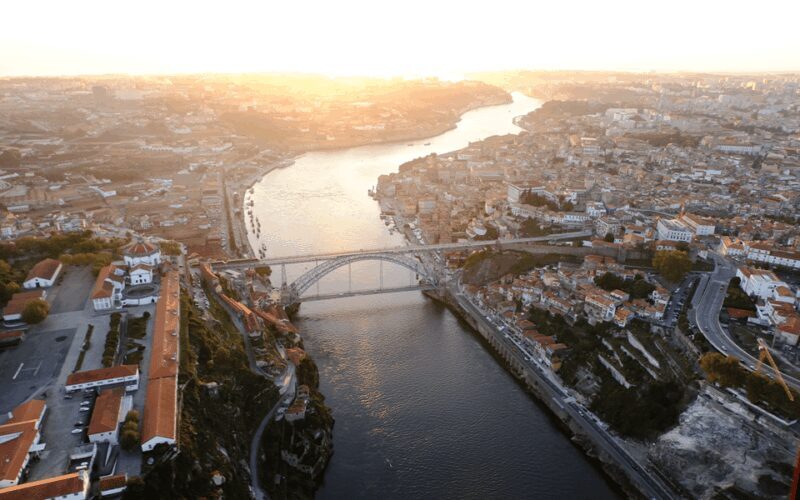 Porto: 5D Flight over de City for all family. - FAQ: Common Questions about the 5D Flight over Porto