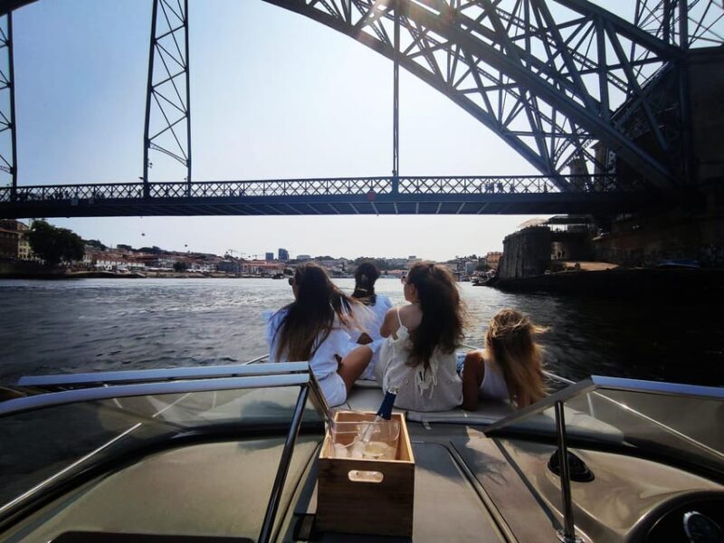 Porto: 6 Bridges and Ribeira Boat Tour with Sunset Option - FAQs