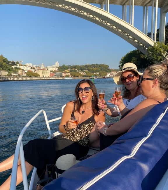 Porto: 6 Bridges and Sunset Boat Cruise with Welcome Drink - A Closer Look at the Experience