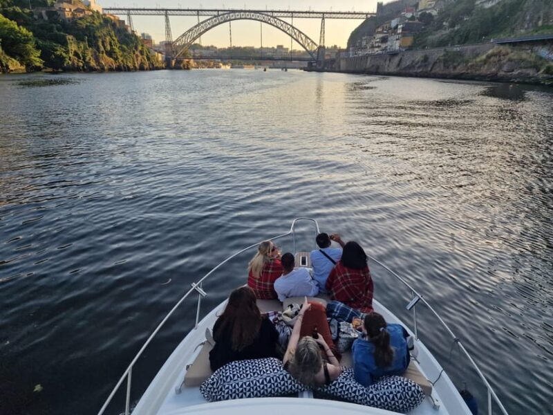 Porto: 6 Bridges Cruise & Port Wine with Sunset Option - Exploring the Porto: 6 Bridges Cruise & Port Wine with Sunset Option