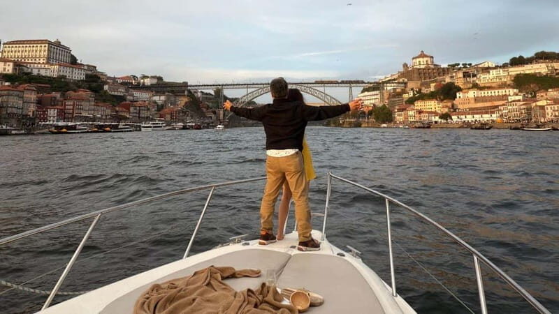 Porto: 6 Bridges Yacht Cruise with Wine & Snacks - Overall Value and Who It’s Best For