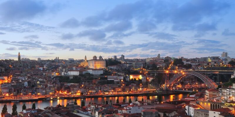 Porto: All-Inclusive Fado Dinner Show and Night Tour - The Itinerary in Detail