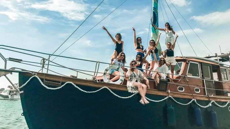 Porto : Bachelorette Party on Private Boat (1-10px) - An In-Depth Look at the Porto Bachelorette Boat Cruise