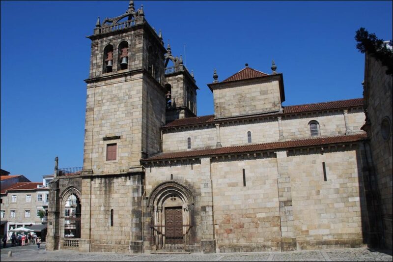 Porto: Braga and Guimarães Private Day Trip with Local - Frequently Asked Questions