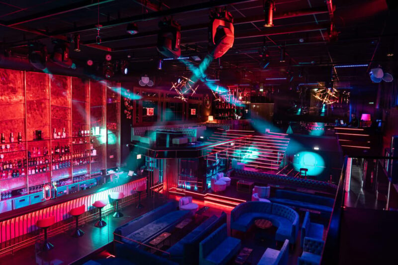 Porto: Cabaret & Pole Shows, offer a Glass of Champagne - Final Words