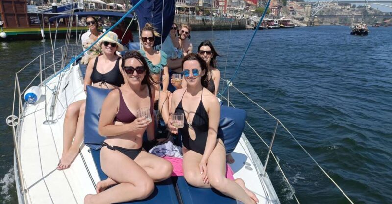 Porto: Charming Sailboat Bachelor Party with drinks - A Close Look at the Experience