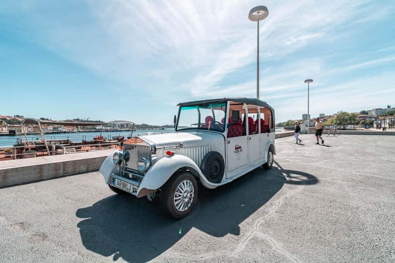 Porto: City Center Eco Car e Cruzeiro Rio Douro - A Closer Look at the Porto: City Center Eco Car and Cruzeiro Rio Douro Tour