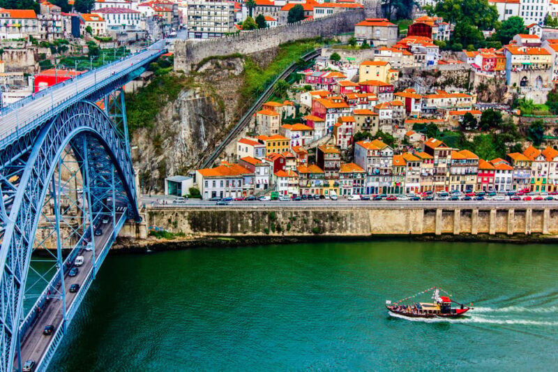 Porto City Full Day Minibus Tour, Wine Tasting & Six Brigdes - What the Tour Entails