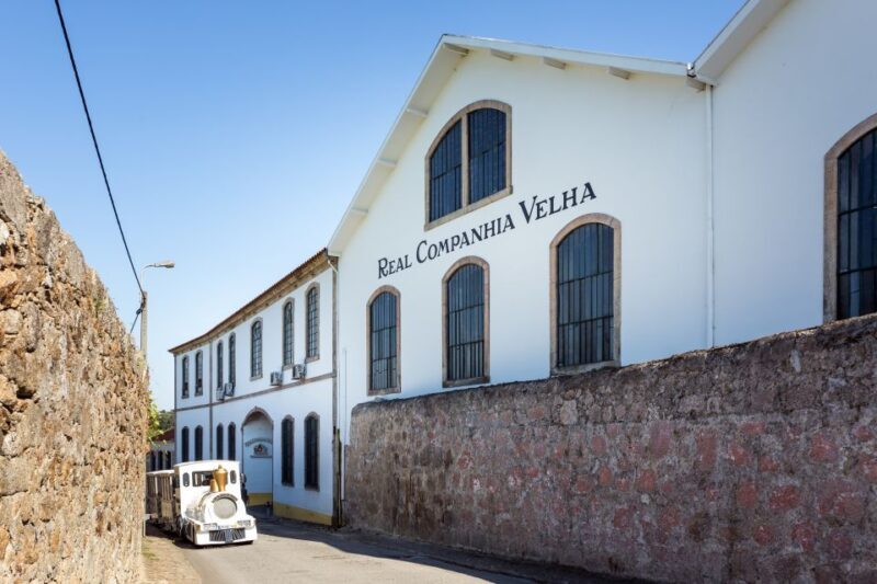 Porto: City Train Tour, River Cruise & Wine Cellar - FAQ