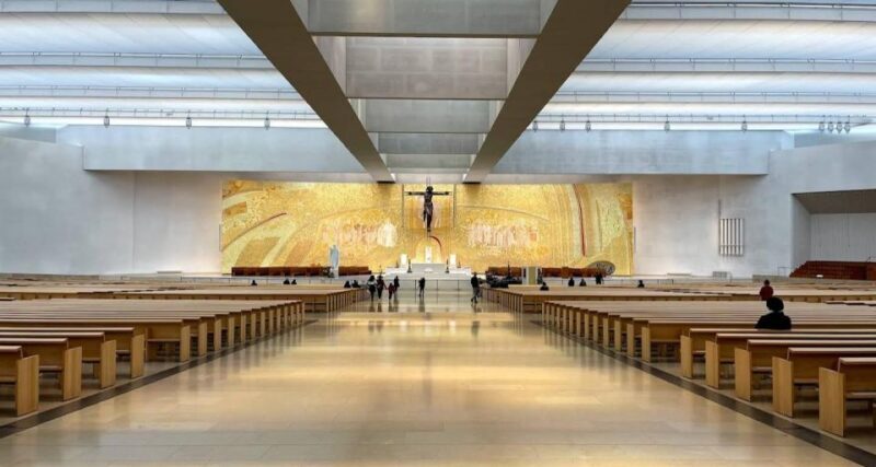 Porto: Complete Private Tour to the Sanctuary of Fatima - Authentic Insights and Traveler Tips