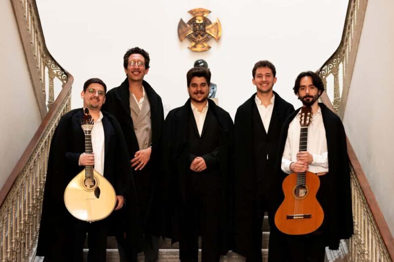 Porto: Concert "Fado de Coimbra" (Students and Serenades) - Experience Overview: A Night of Serenades in Porto
