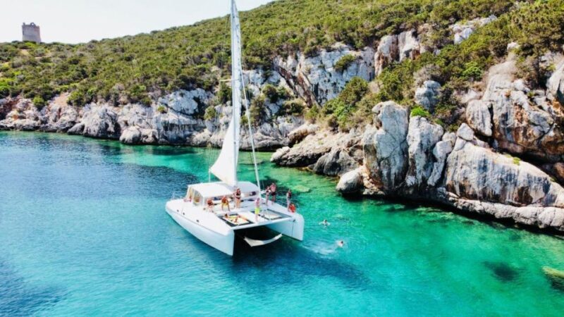 Porto Conte: Half-day catamaran tour with aperitif - The value of the experience