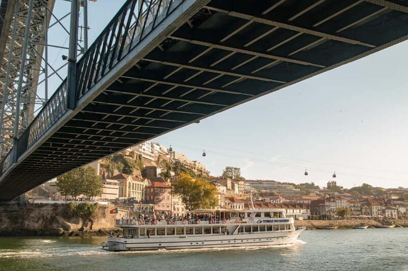 Porto: Cruise with Dinner & Live Music - Why the Food Matters