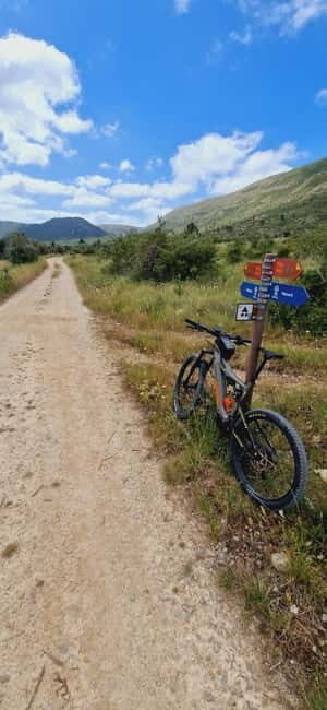 Porto de Mós: Fórnea Valley E-Bike Tour - An Authentic Look at the Experience
