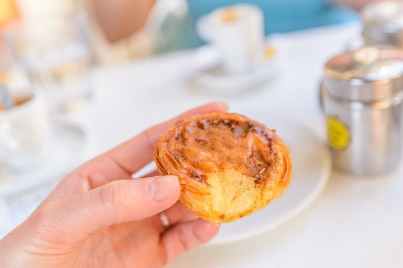 Porto: Delicious Food and Wine Walking Tour - Discovering Classic Portuguese Dishes