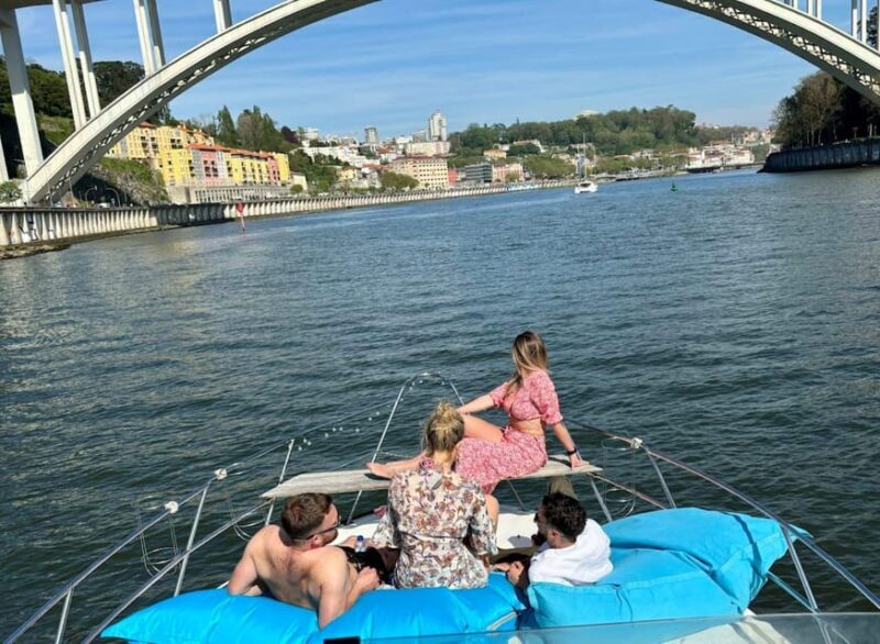 Porto: Douro River Cruise / Welcome Drink/with sunset option - Practical Tips for Enjoying the Tour
