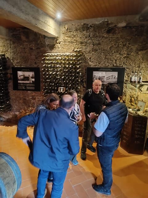 Porto: Douro valley 2 farms with wine tasting and lunch - Who Is This Tour Best For?