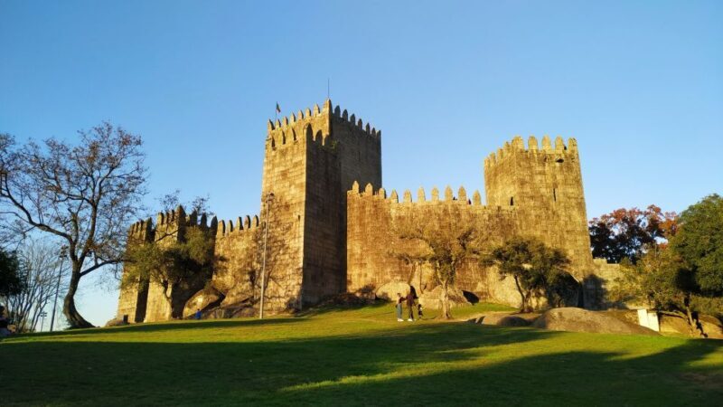Porto: Douro Valley Exclusive Vinho Verde Tour - FAQ