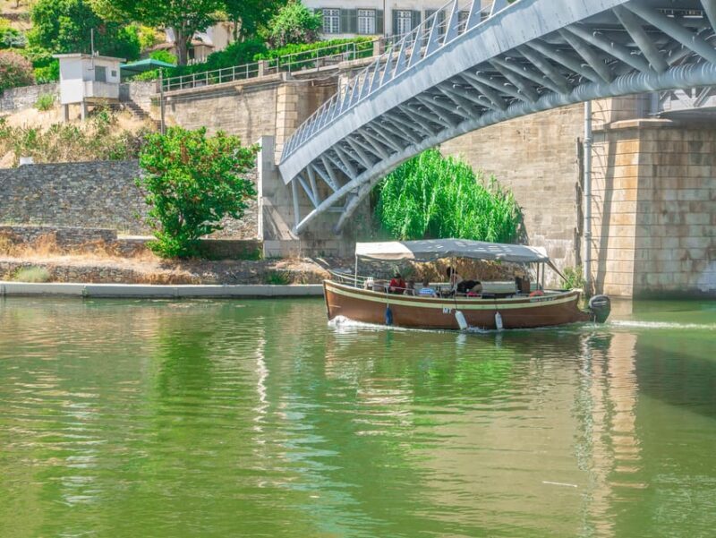 Porto: Douro Valley Private Tour, Tastings, Cruise & Lunch - The Panoramic Douro River Cruise