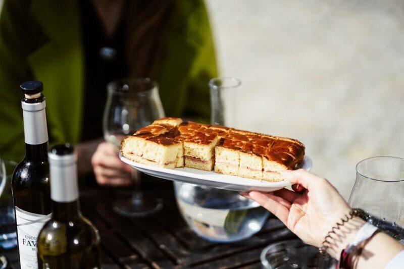 Porto: Douro Valley Tour with 2 Wineries, Lunch and Cruise - Lunch at a Douro Quinta