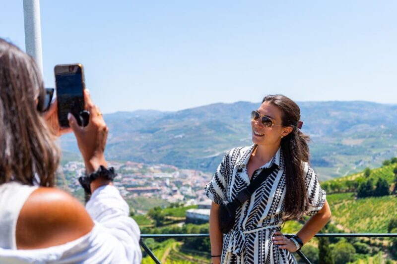 Porto: Douro Valley Tour with Lunch, Boat Cruise & Tastings - A Closer Look at the Itinerary