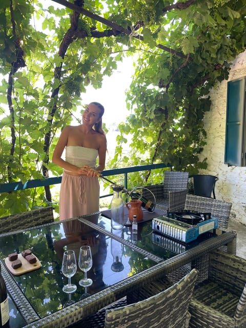 Porto: Douro Valley Wine Tour with a Sommelier & Boat Trip - Who Should Consider This Tour?