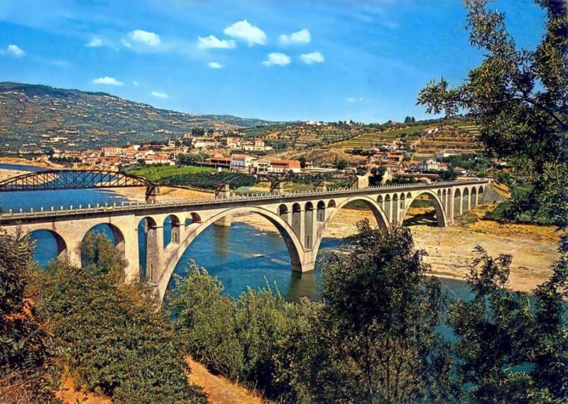 Porto: Douro Valley Wine Tour with Lunch, Tastings & Cruise - The Sum Up