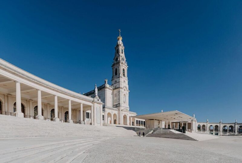 Porto: Fátima & Coimbra Private Tour - Key Points