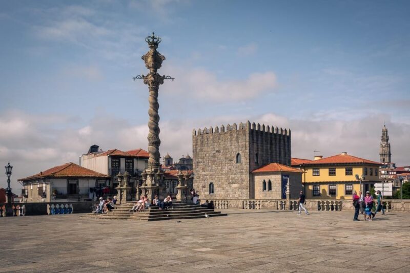 Porto: Flexible Walking Tour in Medieval Area - Key Points