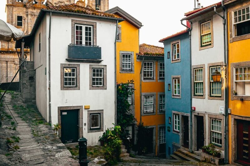 Porto: Flexible Walking Tour in Medieval Area - The Scenic Descent: Verdades and Barredo Stairs