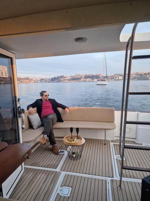 Porto: Guide Boat tour with tasting of 4 Port wines - Is This Experience Worth the Price?
