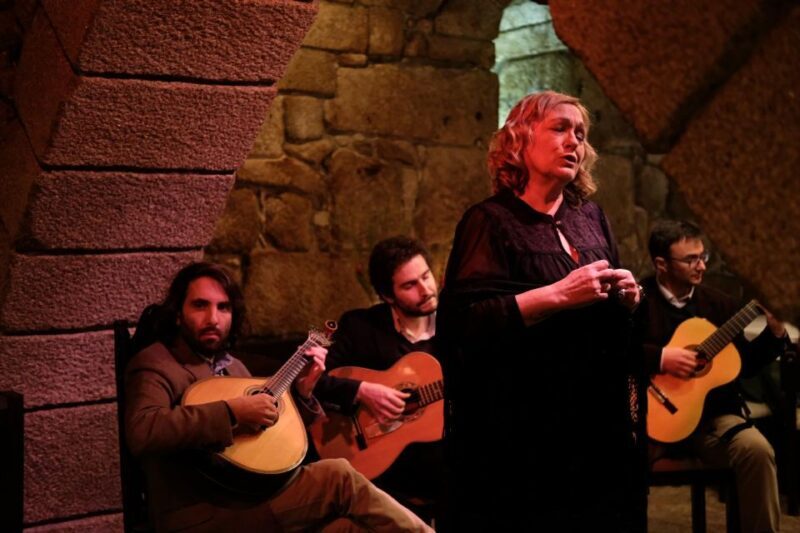 Porto Moonlight Walk & Fado Dinner - In The Sum Up