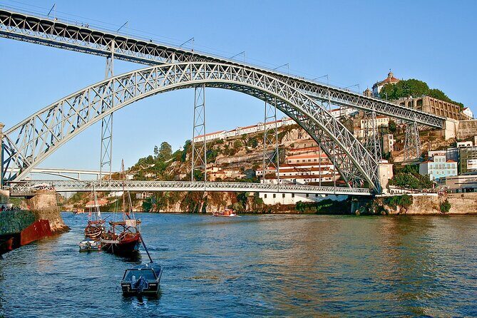 Porto "Old Town" Walking Tour with river cruise (Small-groups) - Deep Dive into the Itinerary