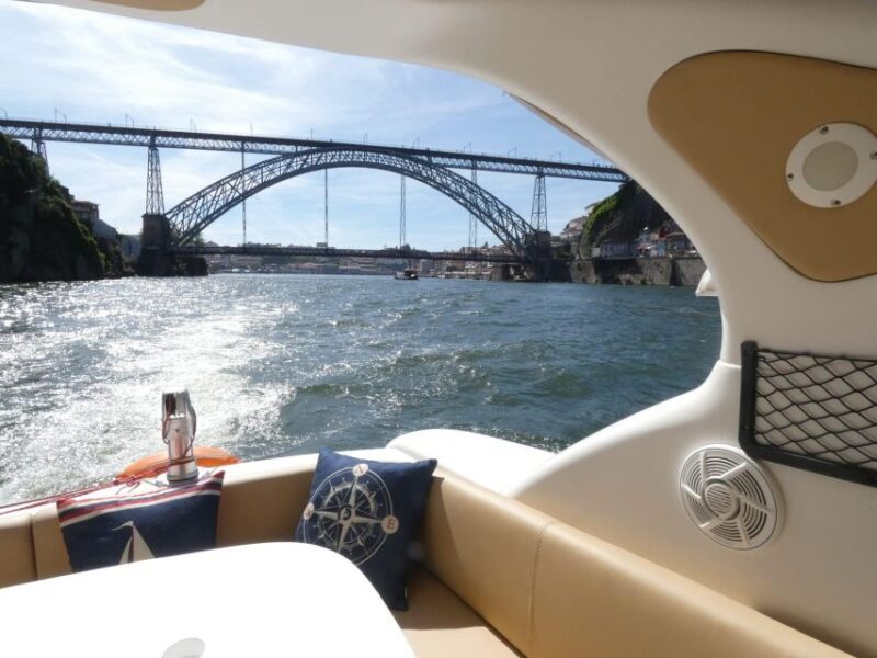 Porto: Passeio de Barco no Rio Douro com Degustação - FAQs