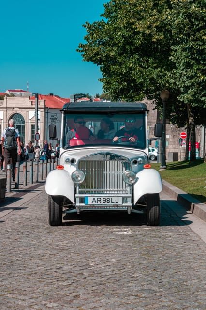 Porto: Premium Wine Eco Car Tour River - Getting to Know the Tour