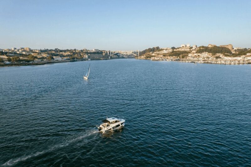 Porto: Private Boat Tour in Douro River - Key Points