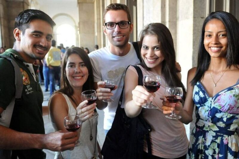 Porto: Private custom tour with a local guide - A Personalised Approach to Exploring Porto