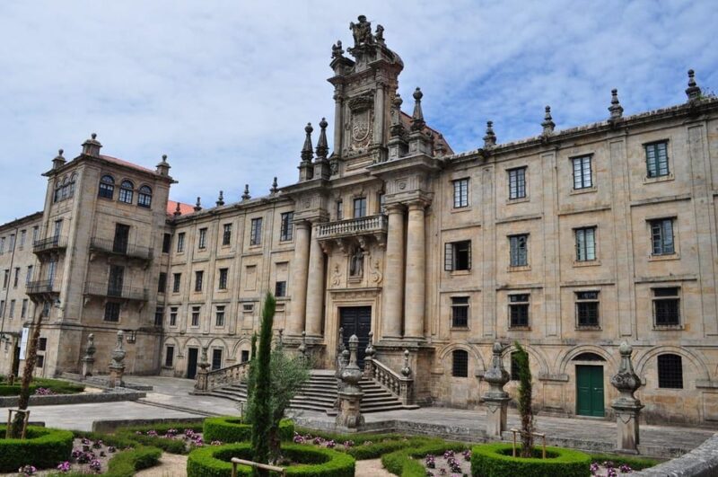 Porto: Private & Customizable Trip to Santiago de Compostela - Key Points