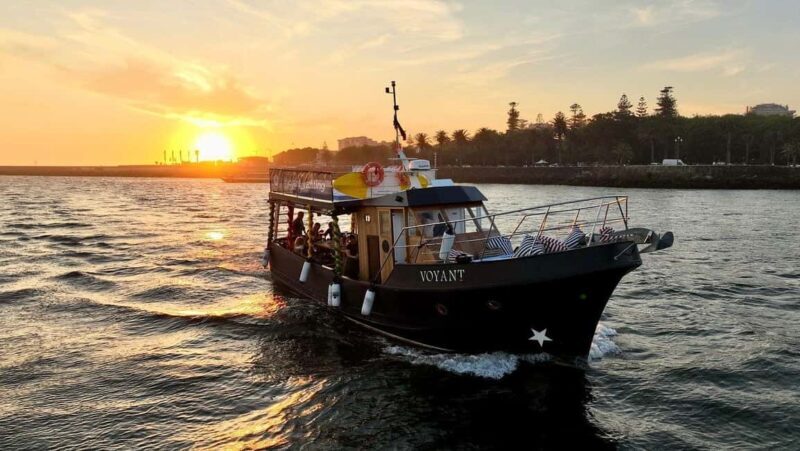 Porto: Private Douro Cruise on Vintage 1930s Wooden Yacht - Key Points