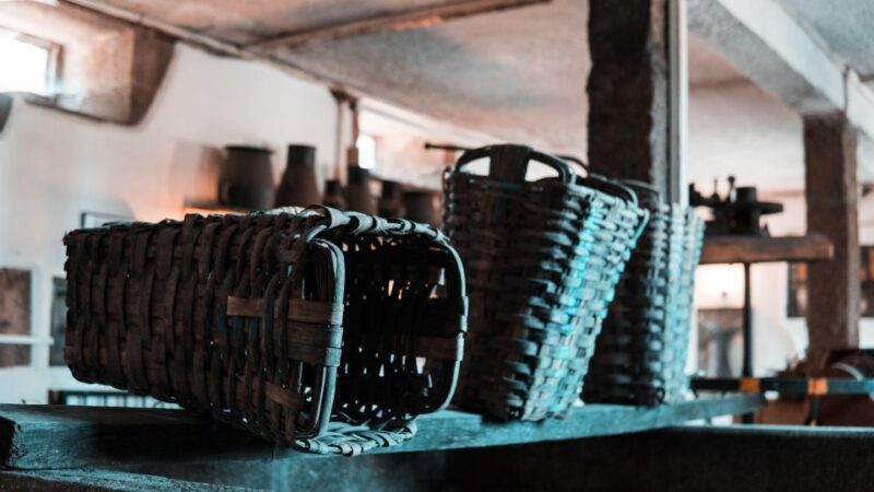 Porto: Private Tour Douro Valley/Winery SECXVIII /Boat/Lunch - Key Points