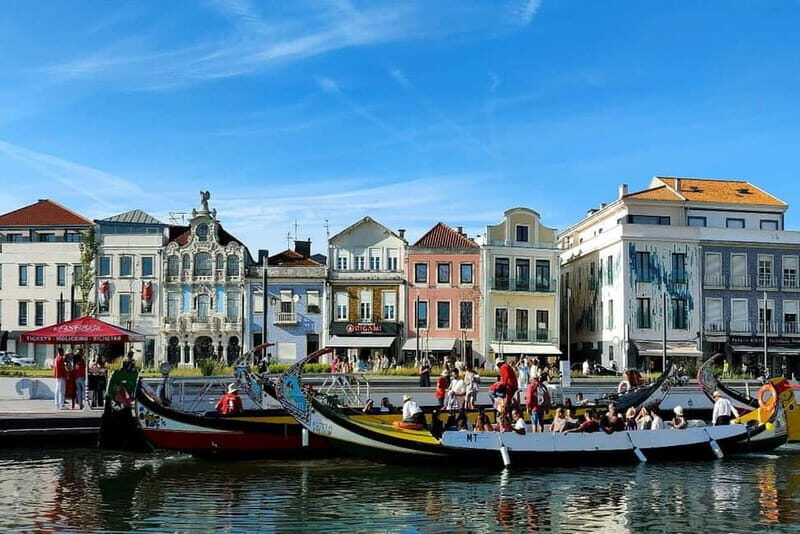 Porto: Private Tour to Lisbon (or vice versa) with stops - Key Points