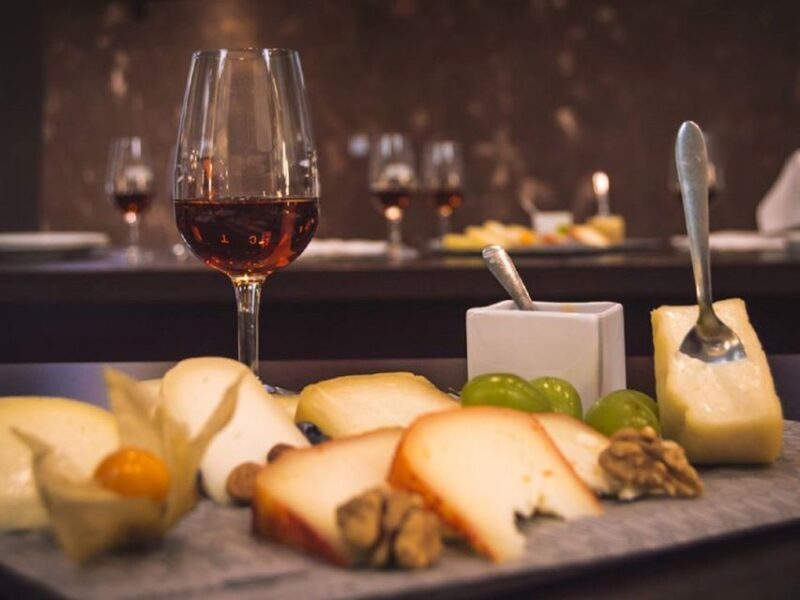 Porto: Private Walking Food Tour with Tastings - What’s Included & What to Keep in Mind
