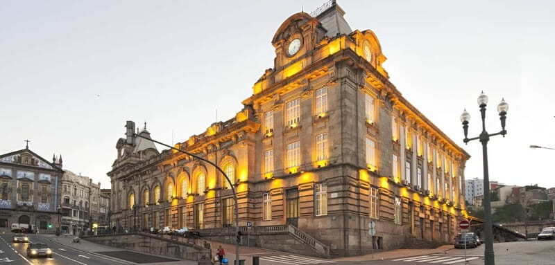 Porto Private Walking Tour + Porto Wine glass - The Value of the Experience