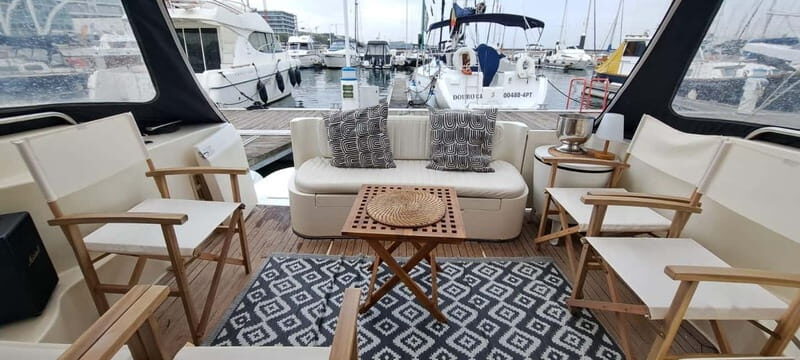 Porto: Private Yacht Tour on Douro River - up to 12 people - An In-Depth Look at the Porto Yacht Experience
