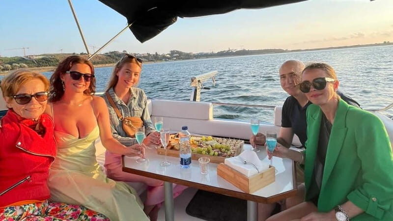 Porto: Private Yacth Cruise with Wine, Snacks & 6 Bridges - Discover Porto from the Water: A Review of the Private Yacht Cruise with Wine, Snacks & the 6 Bridges