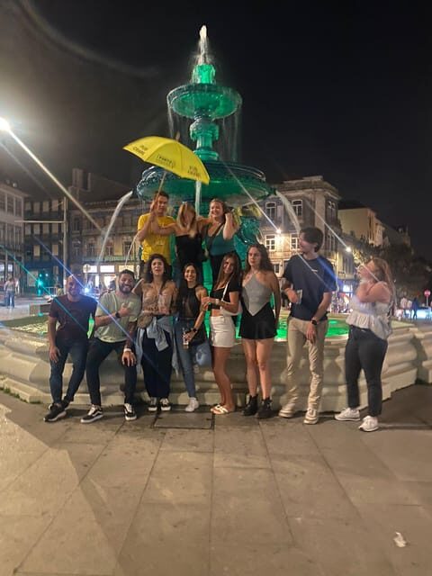 Porto: Pub Crawl with 7 Drinks, Games, and VIP Club Entry - The Social Side of the Tour