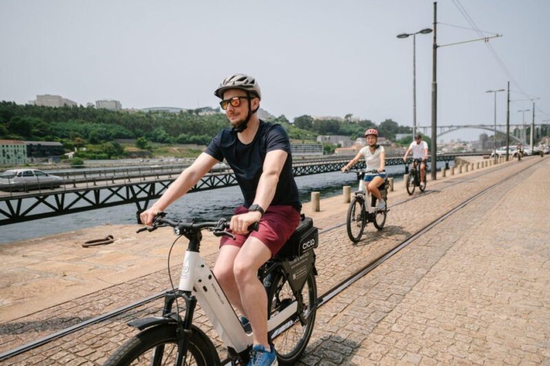 Porto Riverbank Tour on an e-bike: Atlantic Coast, Gardens - Introduction