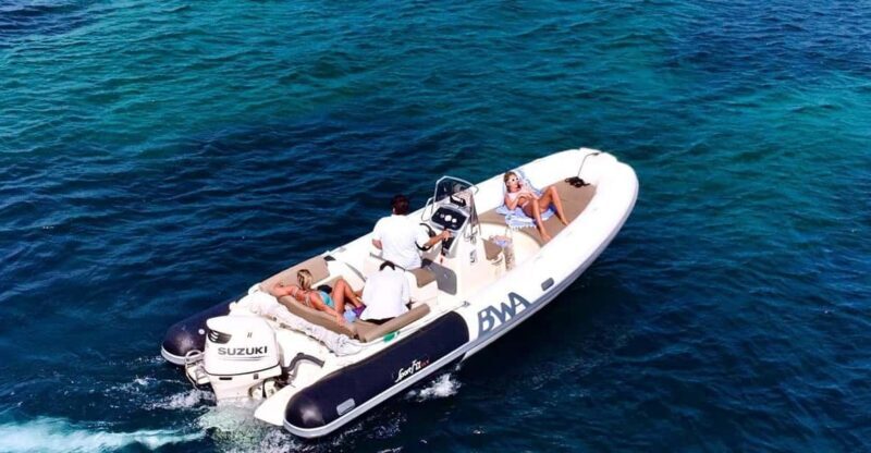 Porto Rotondo:Stylish & Comfortable Dinghy. Requires licence - The Authentic Experience of Sardinian Seascapes